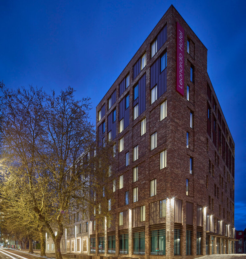 Leonardo Hotel - AWW